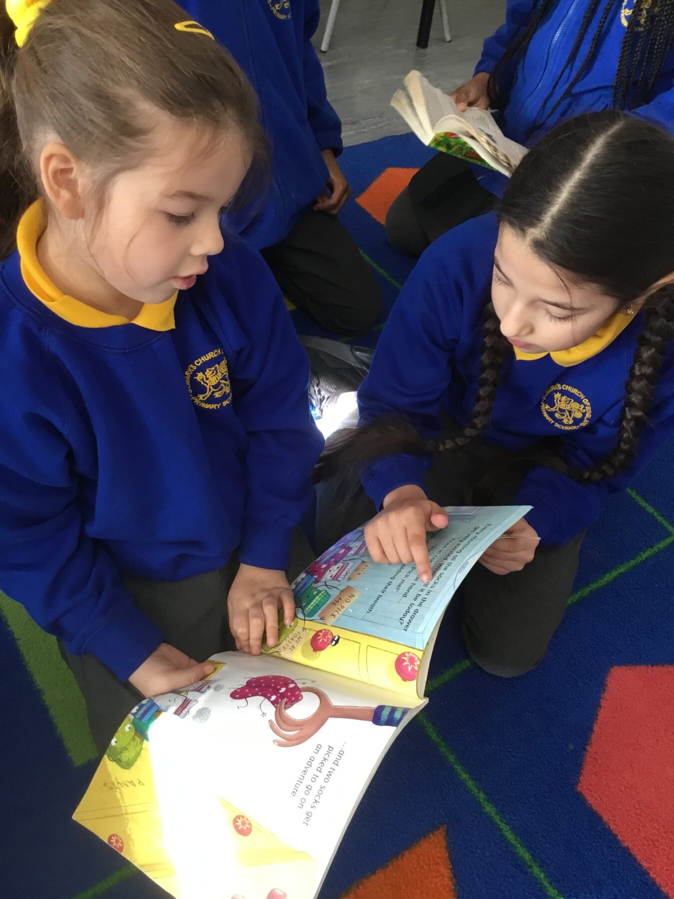 Reading Buddies! - St Mark's C of E Primary School